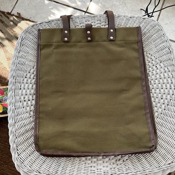 Zen | Bags | Zen 0 Cotton Parrot Tote With Leather Straps And Clasp ...